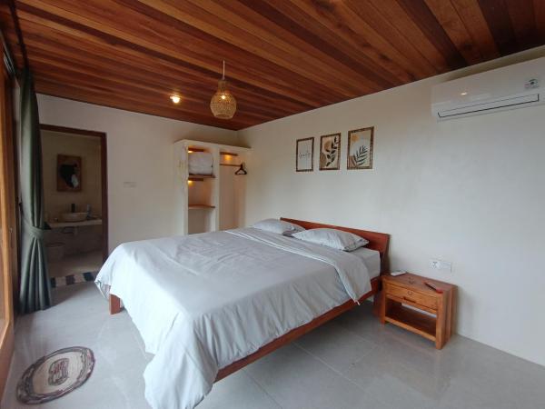 Sonnenhouse Lombok Kertaraharja Bungalow Matahari -Hot Water Shower- - West Nusa Tenggara