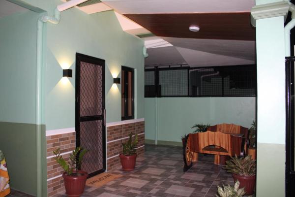 J And J Transient House - Mataas Na Kahoy