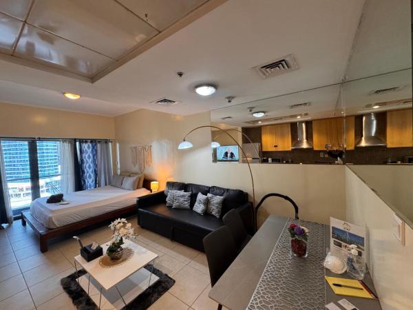 Click Stay - Jlt - Studio & Balcony Lakes View Entire Apartment -Jn - Dubai