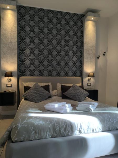 Castel Sant' Angelo Suites - Vatican - City Center - Direct Bus Stop To And From Fiumicino Apt - Rome