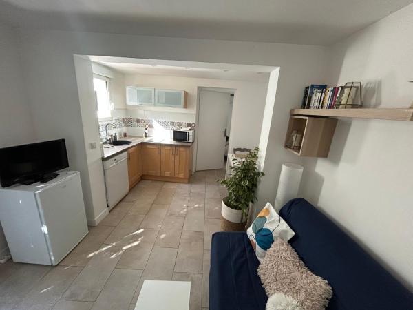 Two Rooms With 30 M2 Garden In Villa - Villeneuve-Loubet