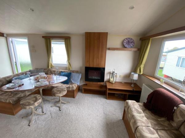 Lovely 6 Berth Caravan Nearby Hunstanton Beach In Norfolk Ref 23020t - Hunstanton