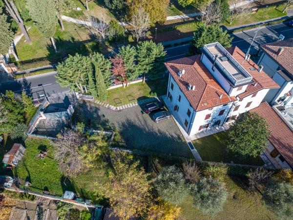 Lakefront And Parking - Lakefront Escape - Desenzano del Garda