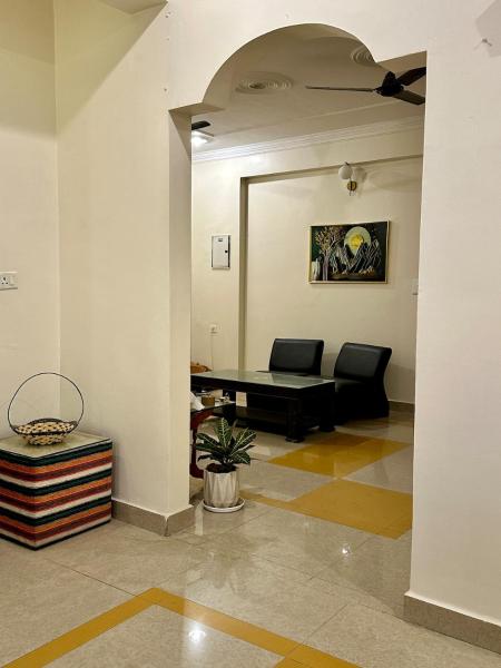 Cozy Apartment In Heart Of City - Lucknow