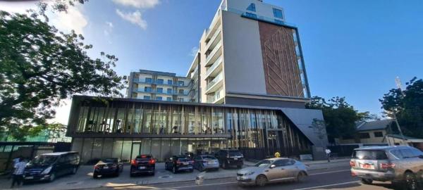 The Lennox, 2min Drive From The Airport - Accra