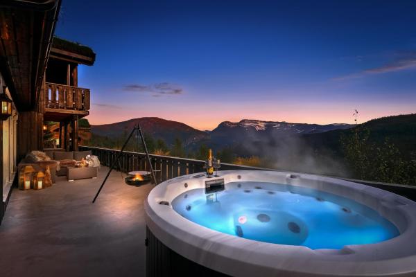 The Nordic Retreat - Stryn - Loen