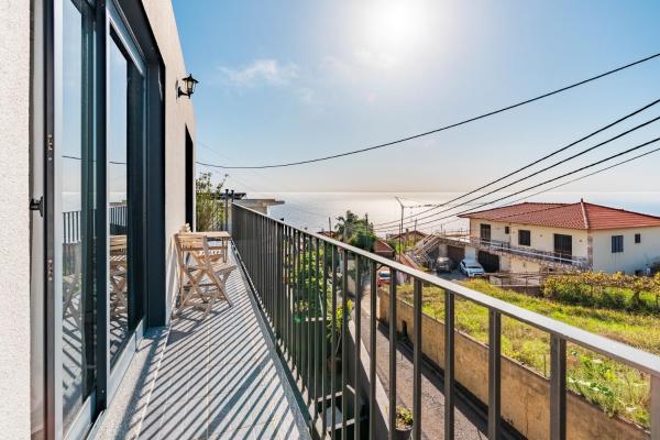 Casa Yeni Modern Two Bedrooms - Madeira