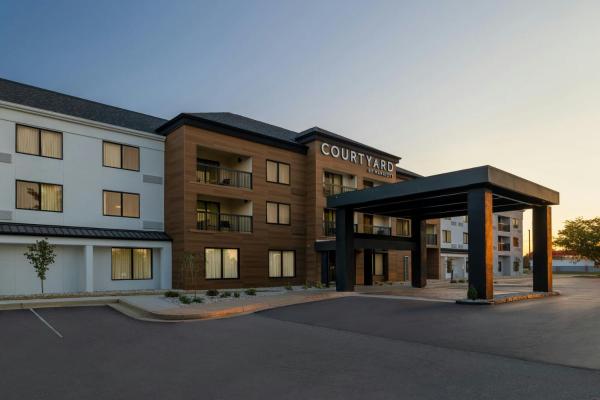 Courtyard By Marriott Kokomo - Kokomo, IN