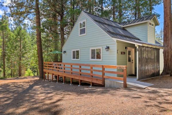 Cabin #4 - Yosemite National Park, CA