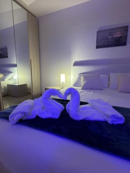 Farahome - Aci Castello