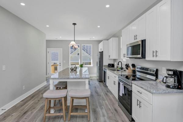 B- Fresh Modern Earlwood Stay - コロンビア, SC