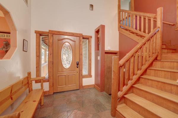 Knotty By Nature 3 Bed Home - South Lake Tahoe, CA