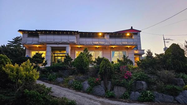 와바다펜션 속초고성 독채펜션12인 삼포해수욕장1분 바베큐불멍 - Pyeongchang-gun