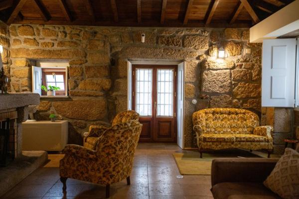Casa Dos Livros - Guest House - Nelas