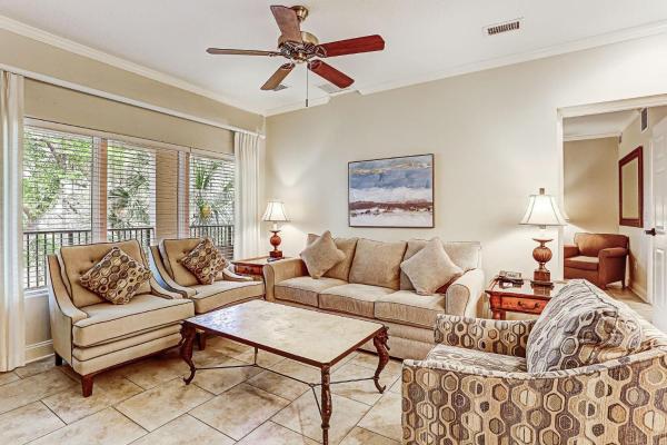 2519 Tennis Villas King Suite - Amelia Island, FL