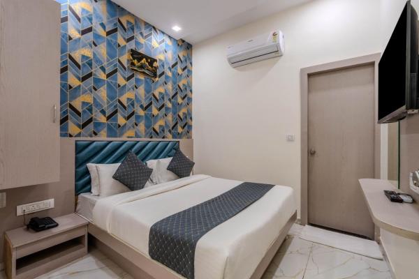 Hotel Vivan - Ahmedabad