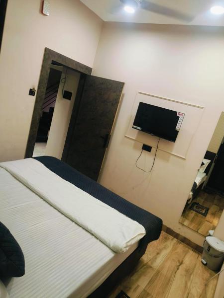 Hotel Mrk Villa - Varanasi