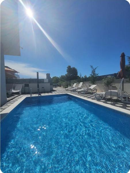 Villaelias - Heated Pool - Jacuzzi-10 Persons-boat Tours - Luxury - Vodice
