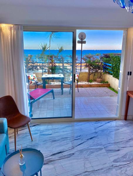 Beach And Sea View - Menton