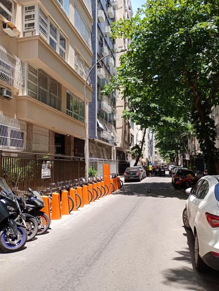 Copacabana Compartilhado 50 M Da Praia - Rio de Janeiro