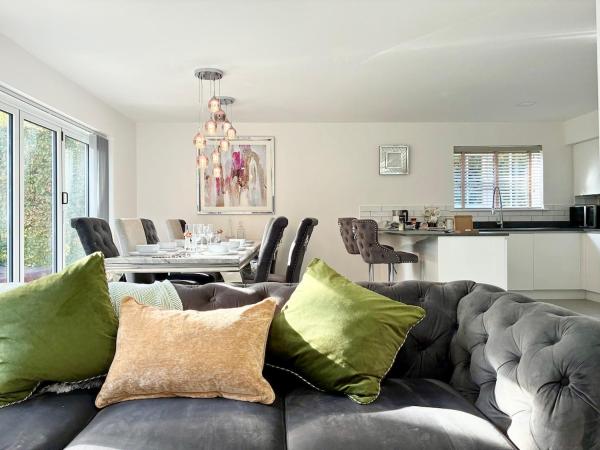 Luxury 5 Bedroom House Near York - Escrick - Selby