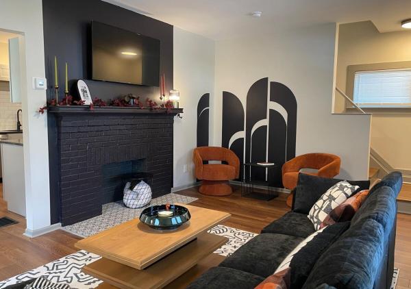 Posh Princeton Pad - Ohio