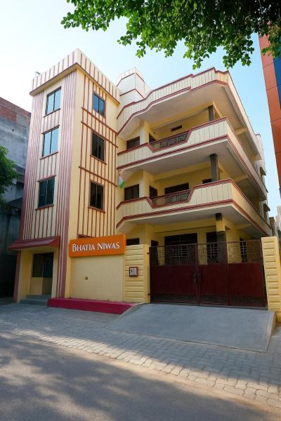 Bhatia Niwas - Varanasi