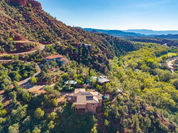 Elysian Escape Stunning Views Above-ground Spa Private Trail To Creek Pet Family-friendly - Sedona, AZ