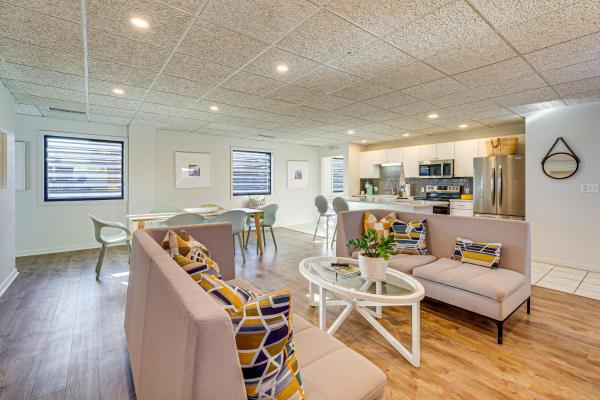 Between Restaurant And Brewery! Chic Perrysburg Apt - Holland, OH