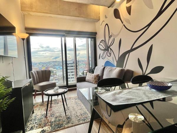 Urban Corner In Zone 4 - Guatemala