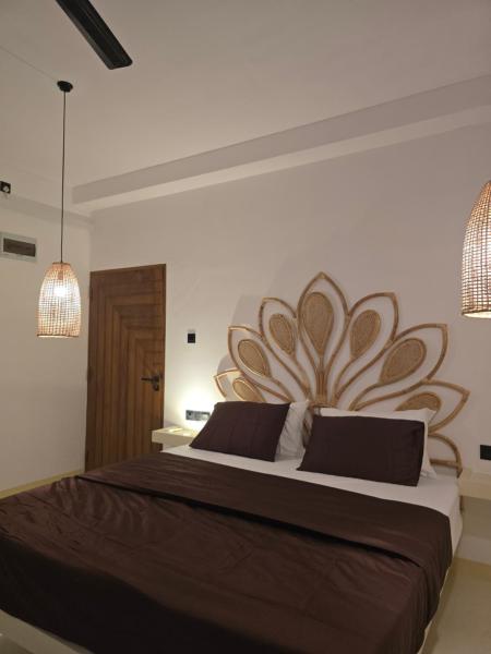 Bunky Monkey By Monara - Hikkaduwa