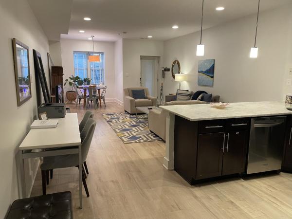 Luxe 2bd2ba Townhouse In Hip Area - Near Metro - Washington, DC