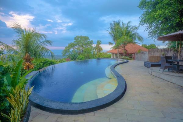 Maria Secret Villa - Munduk