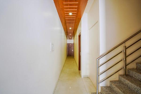 Hotel O Tree Inn - Chandigarh