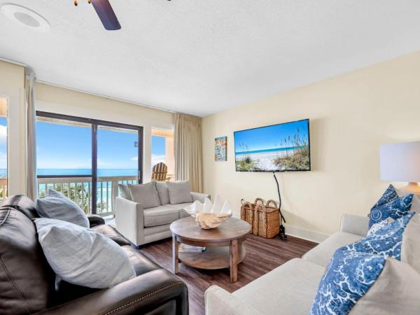 Latitude 29 #36 - Laguna Beach