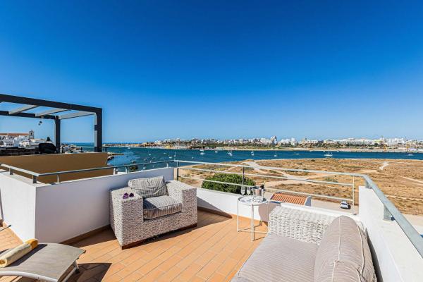 Casa Bayview Bliss - Sea Views Pool & Bbq Stroll To Beach And Ferragudo Village - Ferragudo