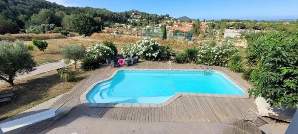 Maison Entre Vignes Et Piscine à 5 Mn Des Plages ! - Le Beausset