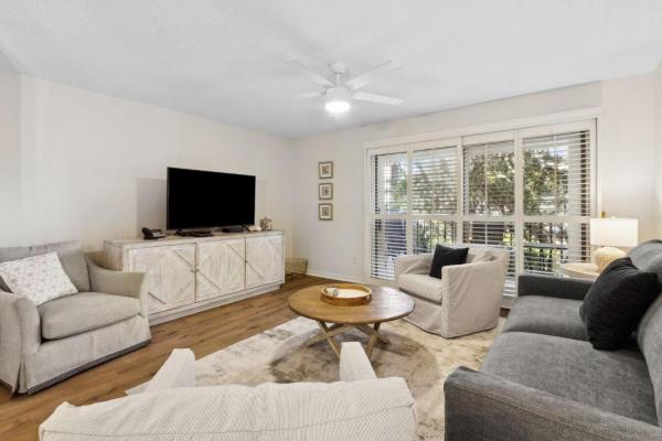 307 Sailmaker - American Beach, FL