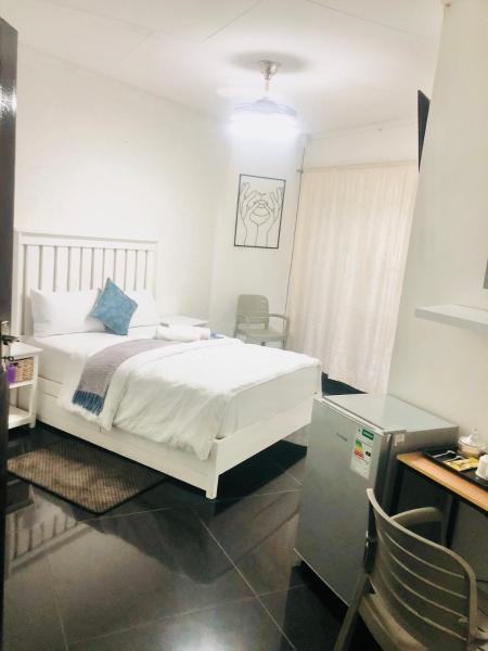 2 Seasons Guesthouse East London - East London