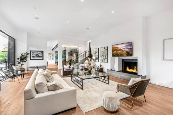 Beverly Glen Luxe Villa With 5br, Pool Deck And Views - Santa Monica, CA