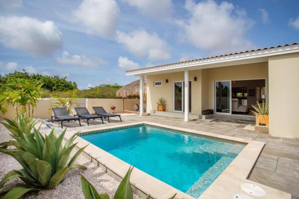 Villa Damasco, Privé Villa Met Zwembad In Jan Thiel - Curaçao