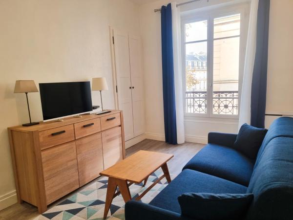 Exigehome-beau T2 à 2 Pas Du Parc Du Château De Versailles - Versailles