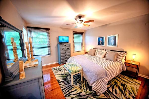 Relax On Kent Island In 3 Bedroom Home W/waterview - Maryland