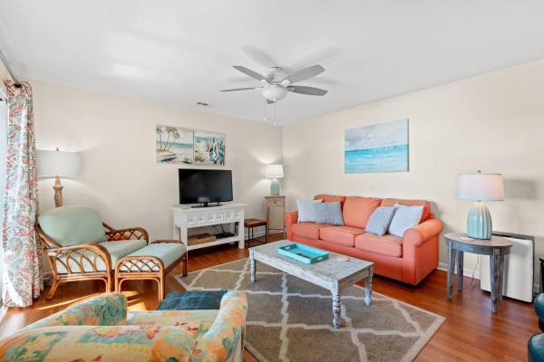 Oceanfront View At Garden City Beach! 2bd/2ba - Murrells Inlet, SC