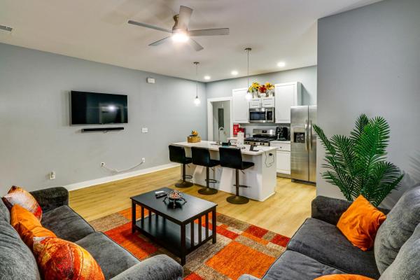 2 Mi To Fifa And Falcons Stadium Westside Townhome - Atlanta, GA