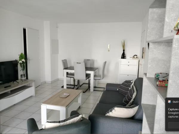 Appartement Avec Parking Privé - Aytré