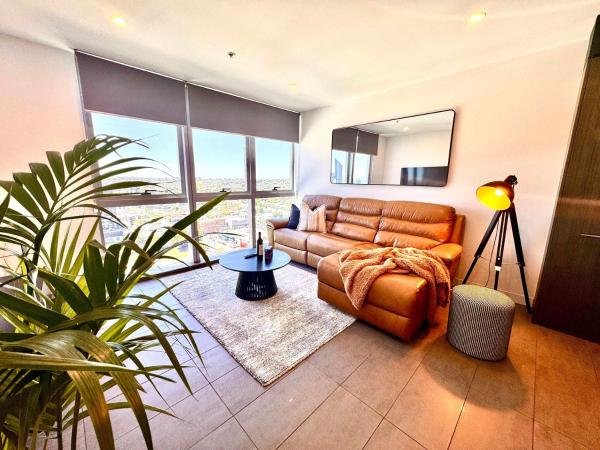 Sky-high Luxury Over The Gabba City Views Pool - バルモラル