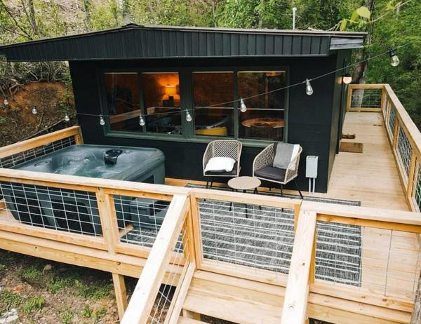 Moonshine Ridge Perfect Couples Retreat In Bryson City - Bryson City, NC