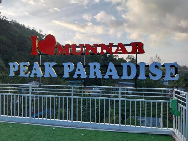 Munnar Peak Paradise - Munnar