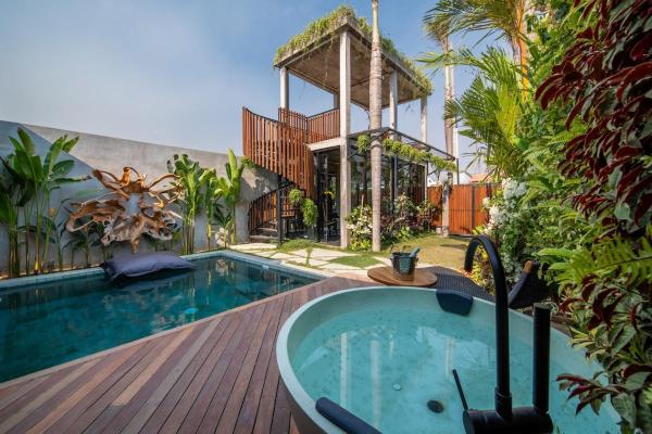 Magic Soul,2br, Rooftop, Private Gym, Jacuzzi - Canggu
